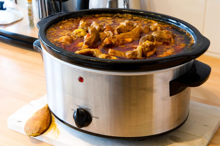 Leaving Your Slow Cooker On For More Than 8 Hours – What You Need To ...