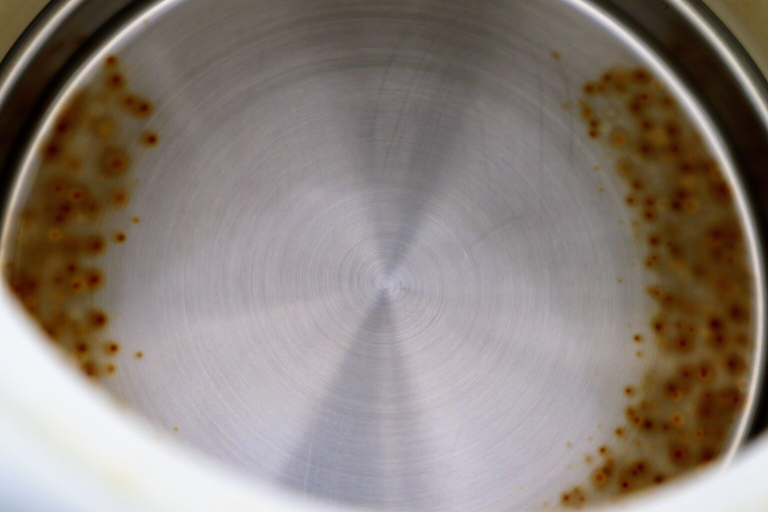 How To Get Rust Out of A Kettle – My Budget Recipes