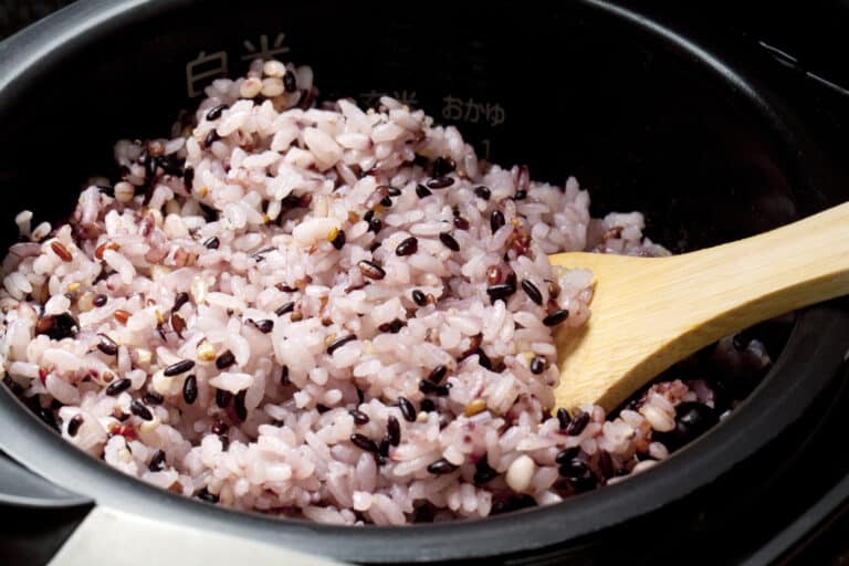 Can You Mix Quinoa and Rice in a Rice Cooker – Everything You Need To ...