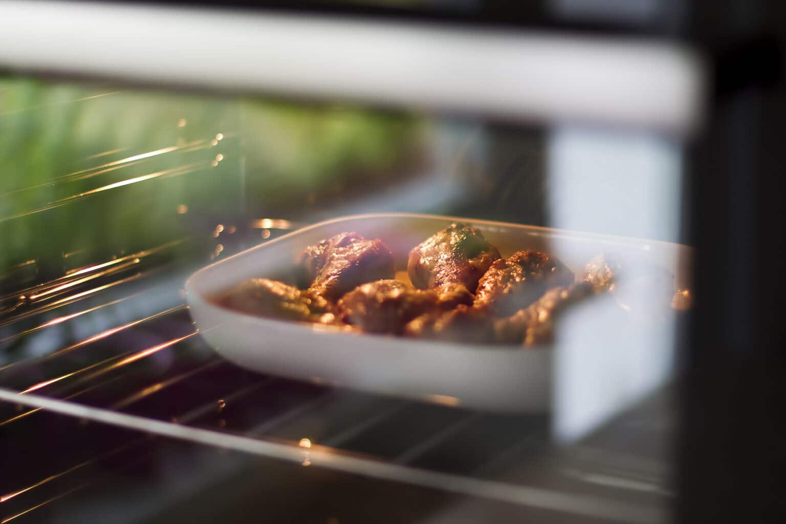 Is It Safe To Leave The Oven On & Leave The House? – My Budget Recipes