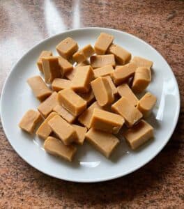 Does Fudge Go Bad? [How Long Can You Enjoy It?] – My Budget Recipes