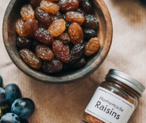 Homemade Dehydrated Grapes Recipe for Delicious Raisins – My Budget Recipes